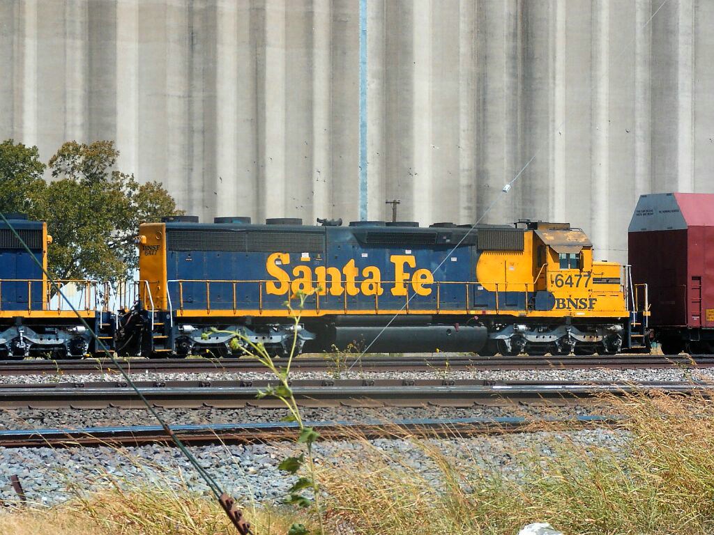 BNSF 6477